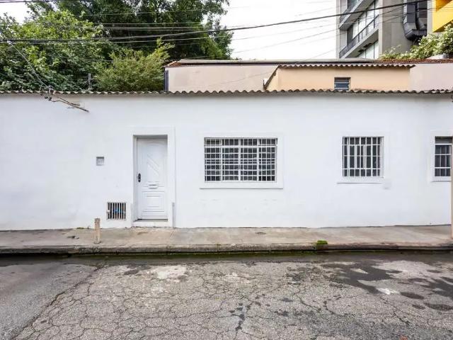 Casa / Sobrado Comercial para Locação em São Paulo/SP Vila Madalena