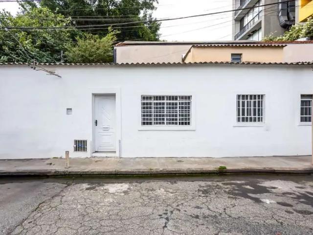 Casa / Sobrado Comercial para Locação em São Paulo/SP Vila Madalena