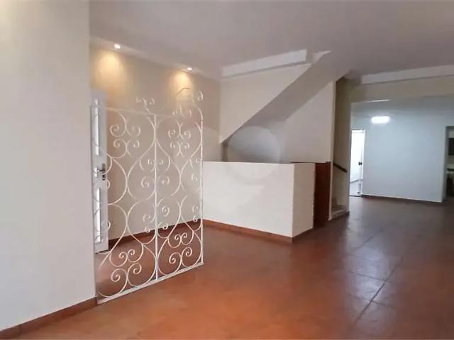 Casa / Sobrado Comercial para Locação em São Paulo/SP Vila Mariana 4 Quartos