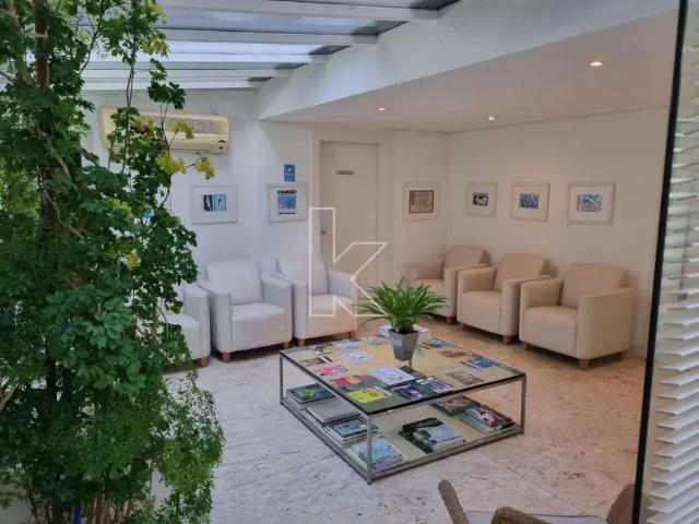 Casa / Sobrado Comercial para Locação em São Paulo/SP Vila Nova Conceição 4 Quartos