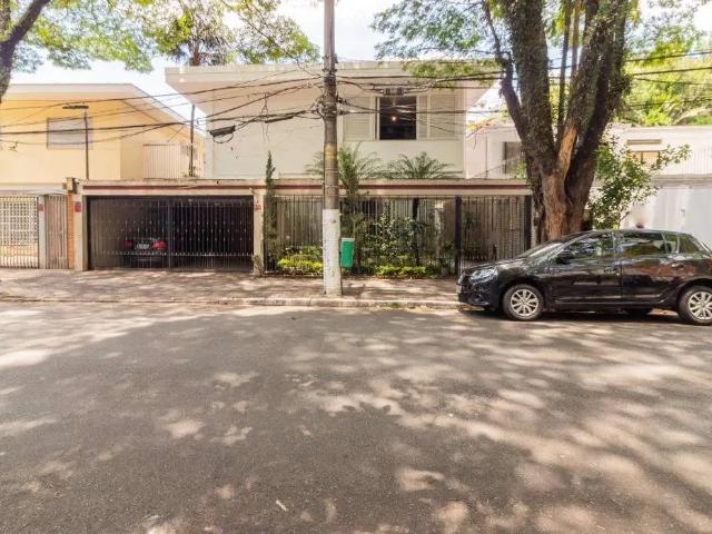 Casa / Sobrado Comercial para Locação em São Paulo/SP Vila Nova Conceição