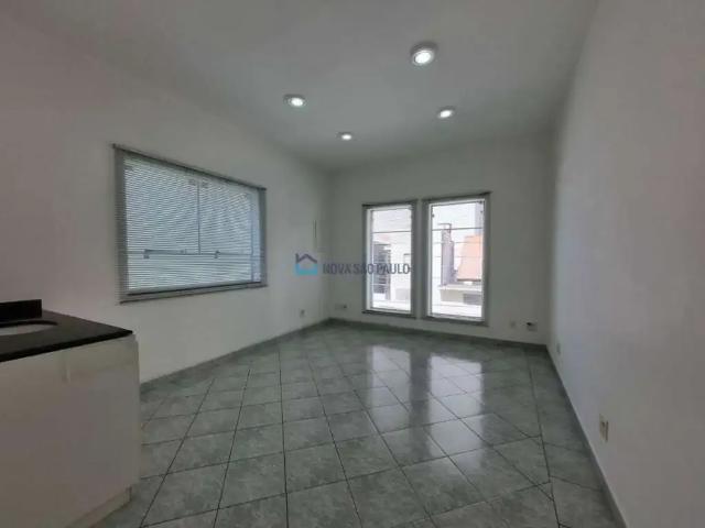 Casa / Sobrado Comercial para Locação em São Paulo/SP Vila Nova Conceição 3 Quartos