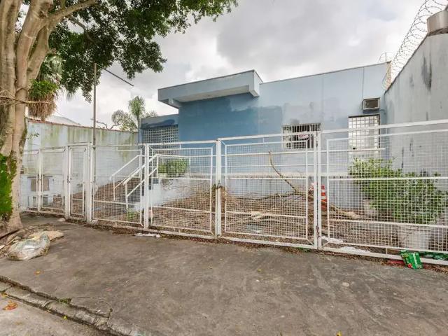 Casa / Sobrado Comercial para Locação em São Paulo/SP Vila Pirajussara