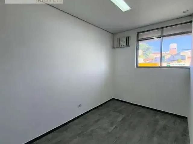 Casa / Sobrado Comercial para Locação em São Paulo/SP Vila Pirajussara