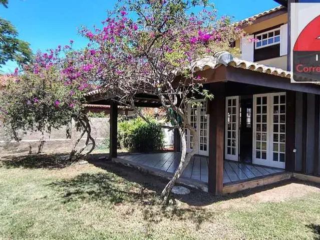 Casa / Sobrado Comercial para Locação em São Pedro da Aldeia/RJ Centro 3 Quartos