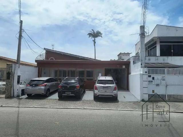 Casa / Sobrado Comercial para Locação em São Sebastião/SP Centro