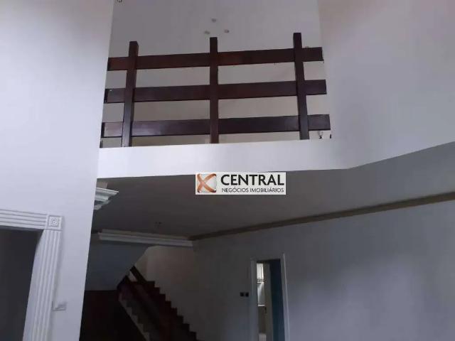 Casa / Sobrado Comercial para Locação em Salvador/BA Caminho das Árvores 3 Quartos