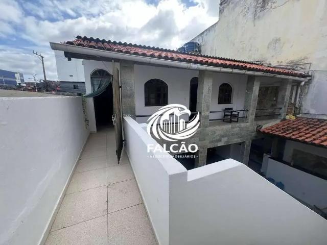 Casa / Sobrado Comercial para Locação em Salvador/BA Itapuã 10 Quartos