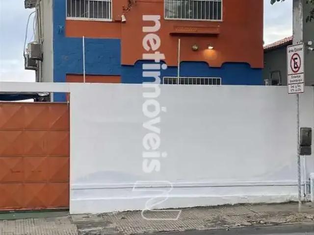 Casa / Sobrado Comercial para Locação em Salvador/BA Vila Laura 3 Quartos
