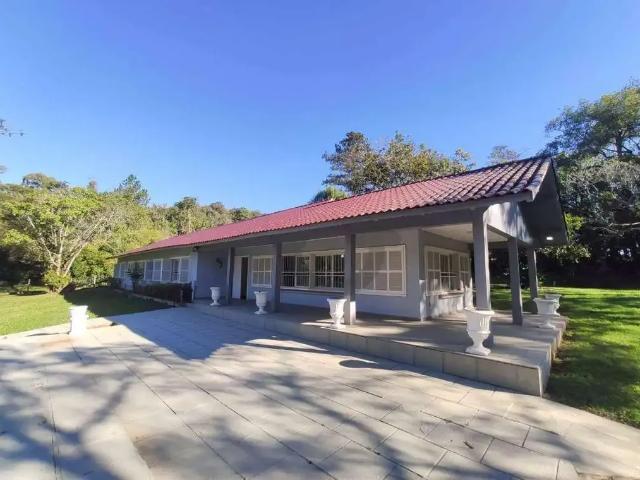 Casa / Sobrado Comercial para Locação em Santa Cruz do Sul/RS Country 4 Quartos