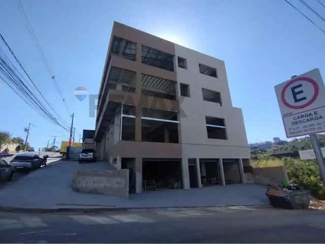 Casa / Sobrado Comercial para Locação em Santa Luzia/MG Liberdade