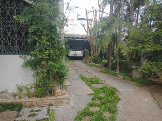 Casa / Sobrado Comercial para Locação em Santo André/SP Parque das Nações 2 Quartos