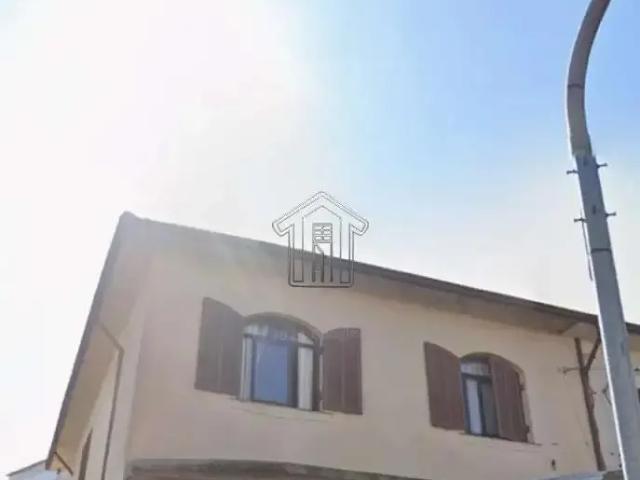 Casa / Sobrado Comercial para Locação em Santo André/SP Vila Valparaíso 2 Quartos