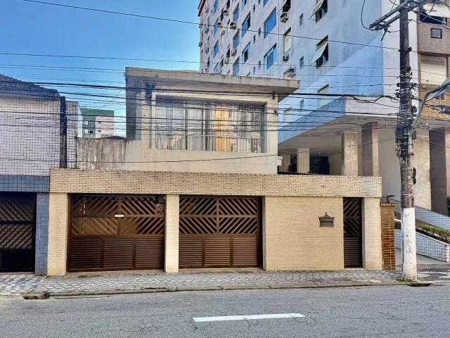 Casa / Sobrado Comercial para Locação em Santos/SP Campo Grande