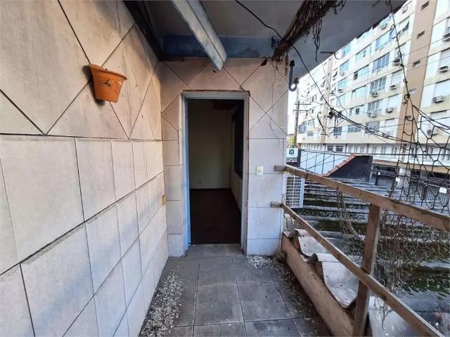 Casa / Sobrado Comercial para Locação em Santos/SP Embaré 4 Quartos