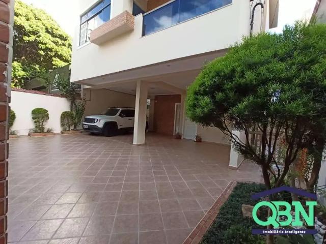 Casa / Sobrado Comercial para Locação em Santos/SP Embaré 4 Quartos
