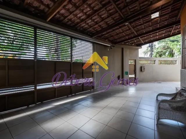 Casa / Sobrado Comercial para Locação em Santos/SP Embaré 3 Quartos
