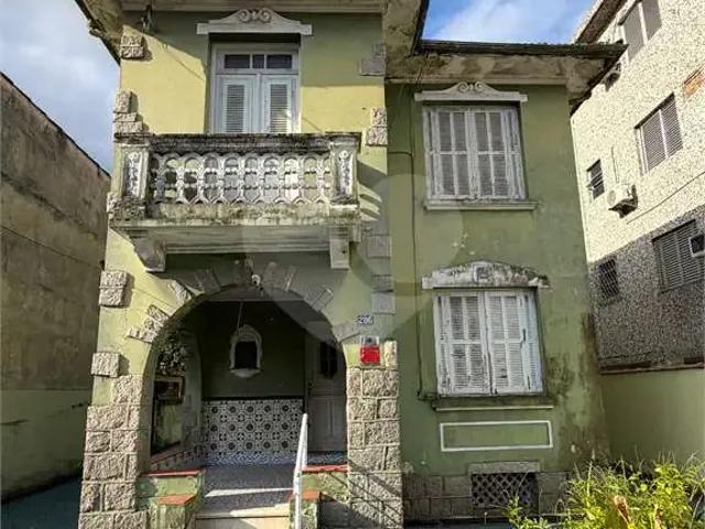 Casa / Sobrado Comercial para Locação em Santos/SP Encruzilhada 4 Quartos