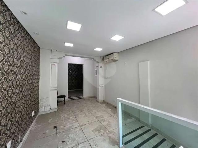 Casa / Sobrado Comercial para Locação em Santos/SP Gonzaga 1 Quartos