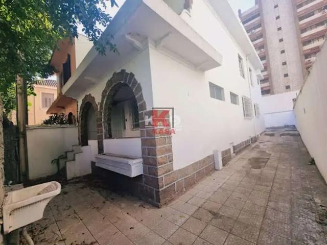 Casa / Sobrado Comercial para Locação em Santos/SP Gonzaga