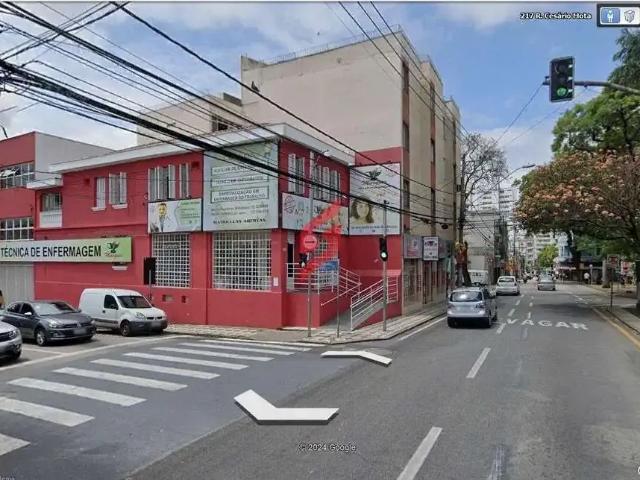 Casa / Sobrado Comercial para Locação em Sorocaba/SP Centro 8 Quartos
