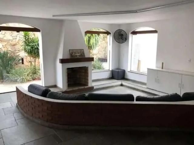 Casa / Sobrado Comercial para Locação em Sorocaba/SP Jardim Vergueiro 5 Quartos