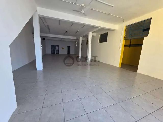 Casa / Sobrado Comercial para Locação em Sorocaba/SP Vila Fiori 3 Quartos