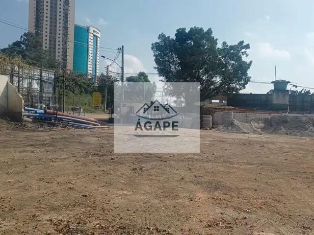 Casa / Sobrado Comercial para Locação em Taboão da Serra/SP Jardim Monte Alegre