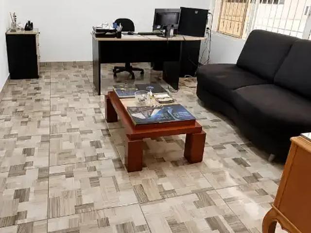Casa / Sobrado Comercial para Locação em Taboão da Serra/SP Vila Santa Luzia