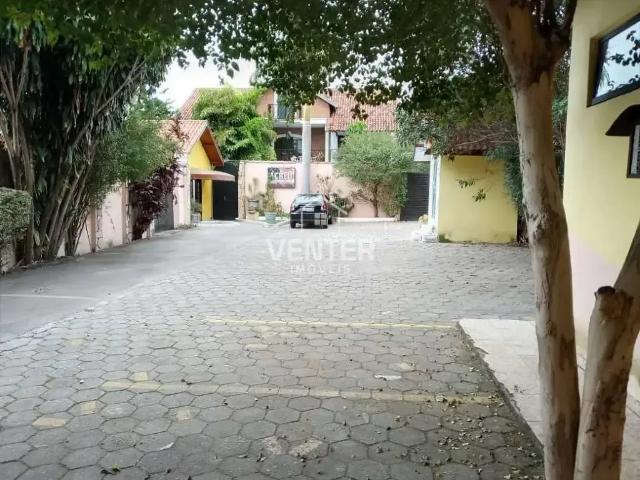 Casa / Sobrado Comercial para Locação em Taubaté/SP Jardim Independência 5 Quartos