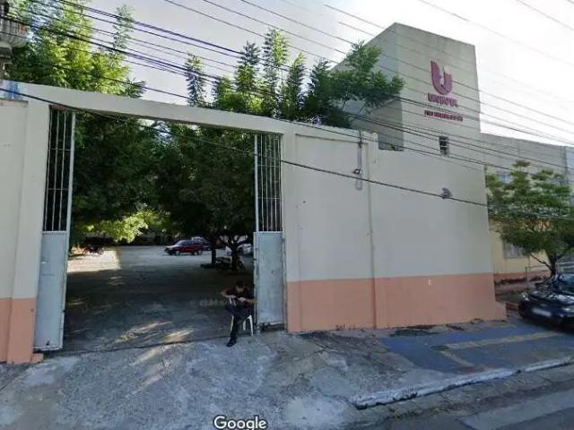 Casa / Sobrado Comercial para Locação em Teresina/PI Vermelha