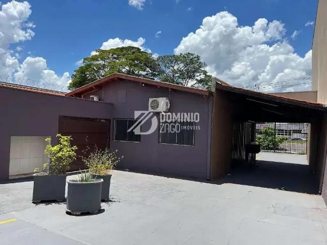 Casa / Sobrado Comercial para Locação em Uberaba/MG Conjunto Pontal