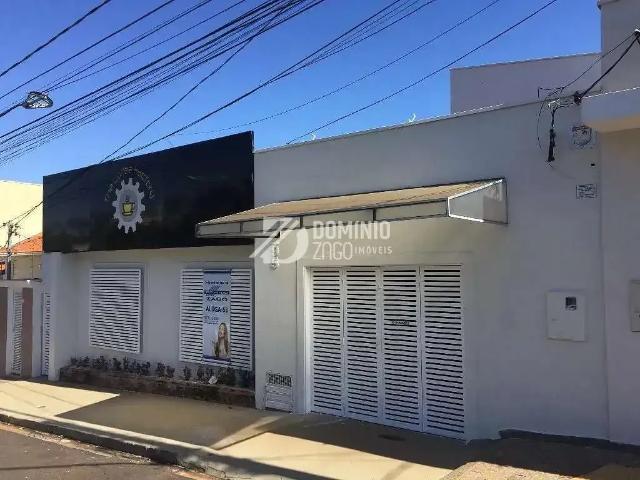 Casa / Sobrado Comercial para Locação em Uberaba/MG São Sebastião 3 Quartos