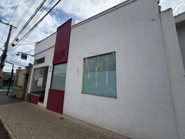 Casa / Sobrado Comercial para Locação em Uberlândia/MG Tabajaras