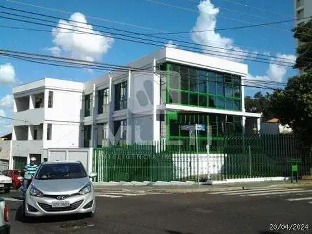 Casa / Sobrado Comercial para Locação em Uberlândia/MG Centro 3 Quartos