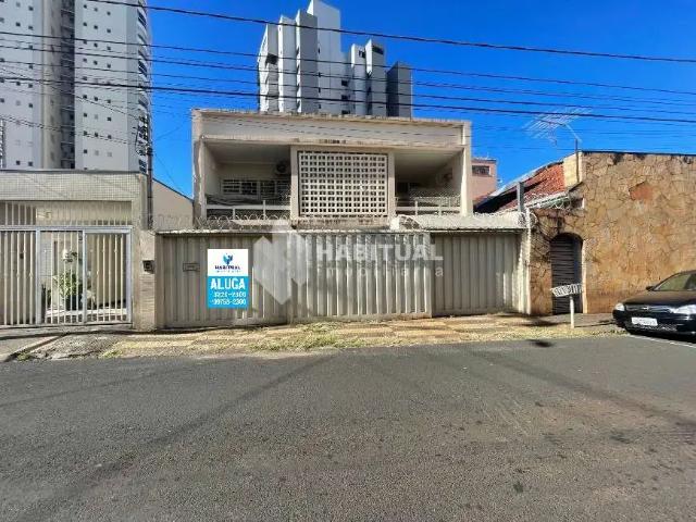 Casa / Sobrado Comercial para Locação em Uberlândia/MG Centro