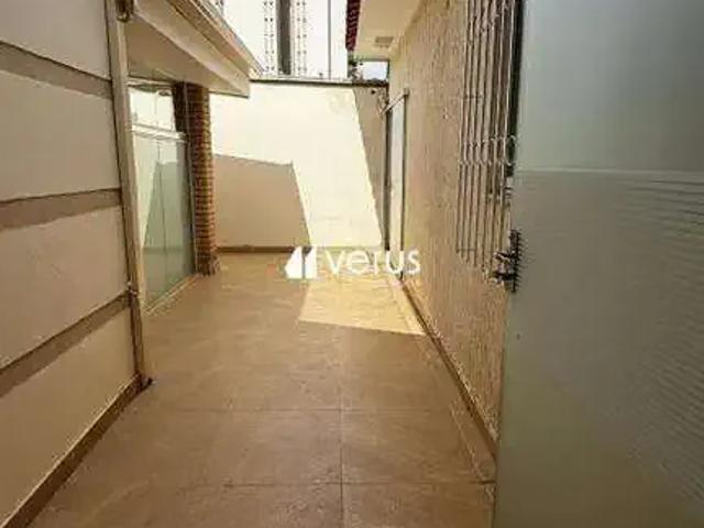 Casa / Sobrado Comercial para Locação em Uberlândia/MG Osvaldo Rezende