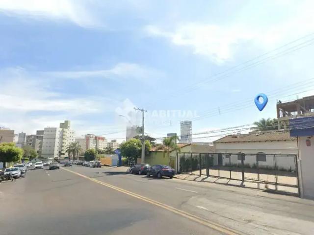 Casa / Sobrado Comercial para Locação em Uberlândia/MG Santa Mônica
