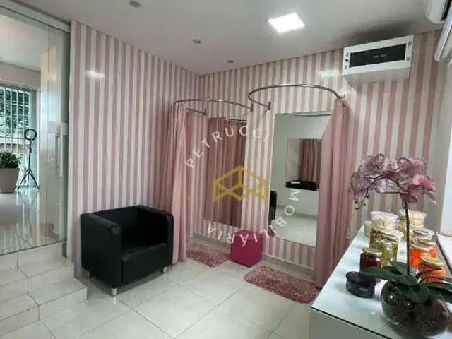 Casa / Sobrado Comercial para Locação em Valinhos/SP Vila Clayton