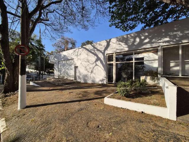 Casa / Sobrado Comercial para Locação em Valinhos/SP Vila Embaré