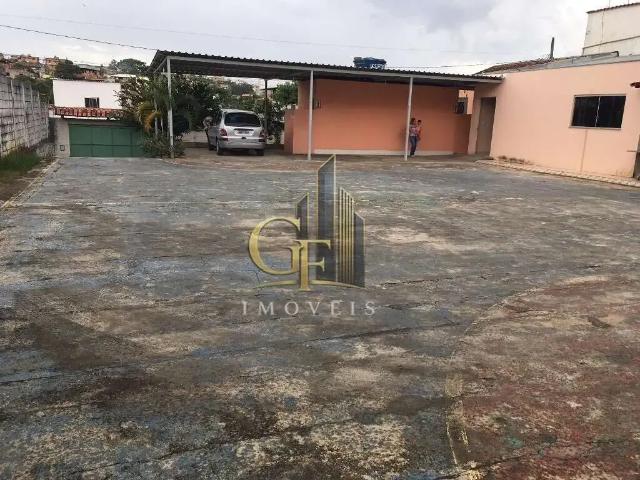Casa / Sobrado Comercial para Locação em Vespasiano/MG Santa Clara 4 Quartos