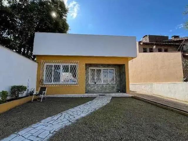 Casa / Sobrado Comercial para Locação em Viamão/RS Centro 1 Quartos