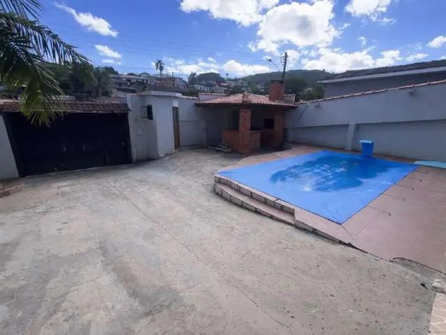 Casa / Sobrado Comercial para Locação em Viamão/RS Santa Isabel 3 Quartos