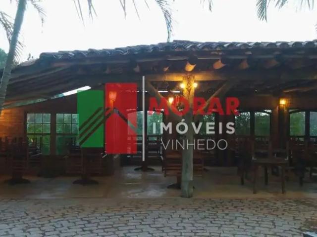 Casa / Sobrado Comercial para Locação em Vinhedo/SP Caixa D´Água 1 Quartos