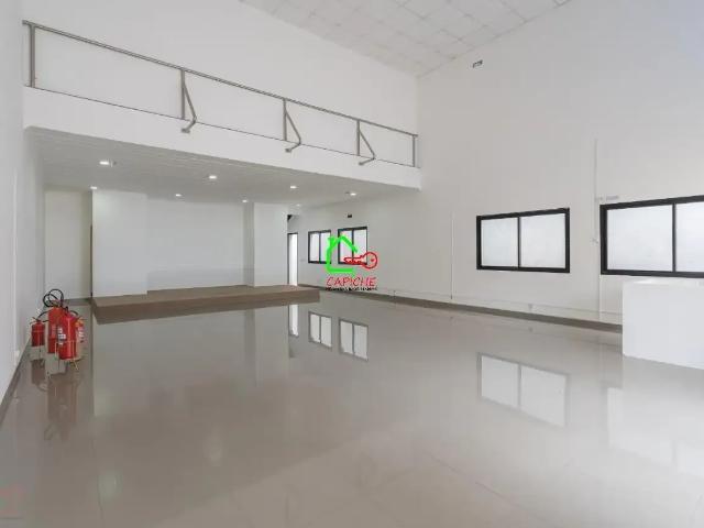 Casa / Sobrado Comercial para Locação em Vinhedo/SP Capela