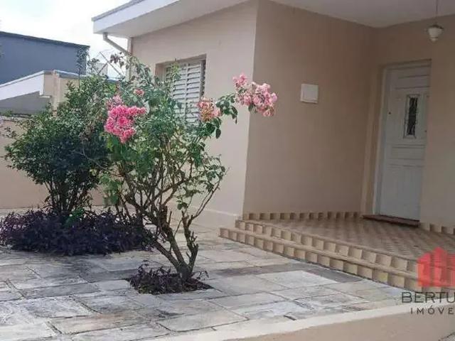 Casa / Sobrado Comercial para Locação em Vinhedo/SP Centro 3 Quartos