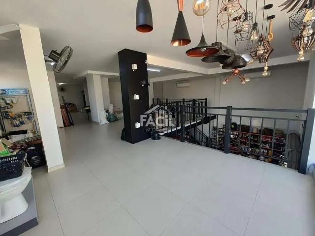 Casa / Sobrado Comercial para Locação em Vitória/ES Jardim Camburi