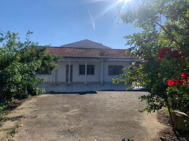 Casa / Sobrado Comercial para Venda em Colombo/PR Guaraituba