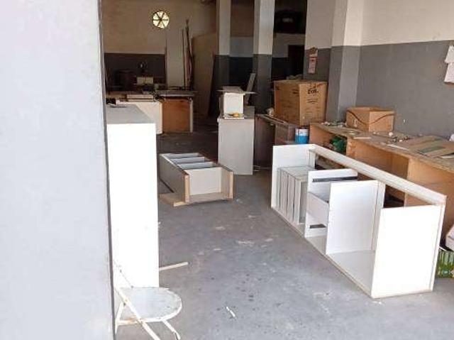 Casa / Sobrado Comercial para Venda em Contagem/MG Parque Riacho das Pedras 2ª Seção 2 Quartos
