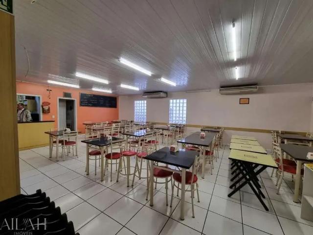 Casa / Sobrado Comercial para Venda em Caxias do Sul/RS São Pelegrino